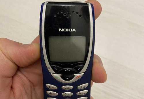 Nokia 8210