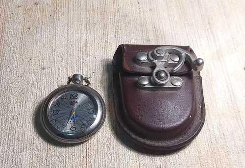 Старинный кожаный чехол под карманные часы