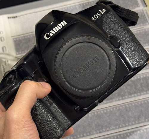 Фотоаппарат Canon EOS-1n