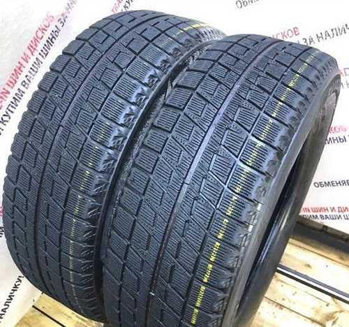 Bridgestone Blizzak Revo2 215/60 R17 T