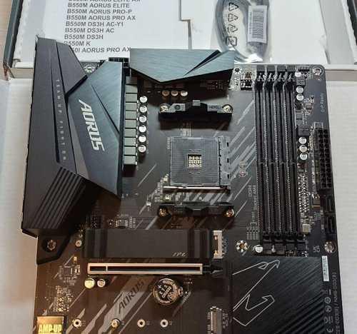 Материнская плата Gigabyte b550 aorus elite v2