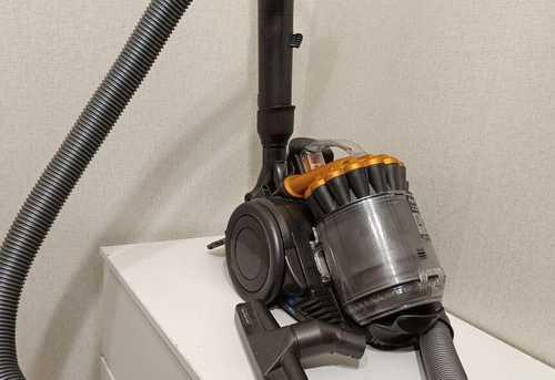 Пылесос Dyson dc22