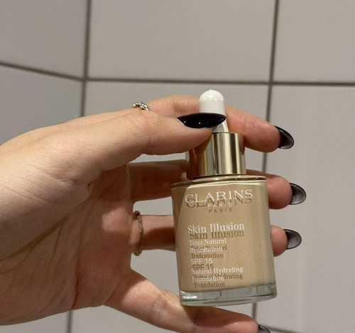 Крем тональный Clarins Skin Illusion 105n