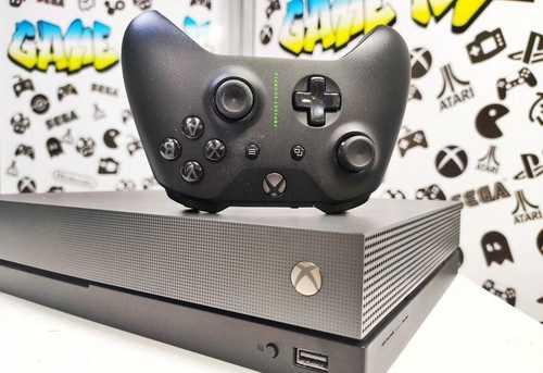 Xbox One X Project Scorpio (1тб) Б/У