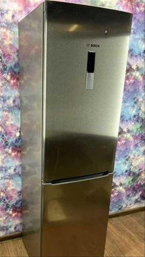 Холодильник б/у Bosch серый с дисплеем, ноу фрост