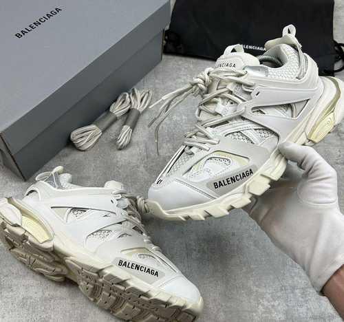 Кроссовки balenciaga track 2 белые