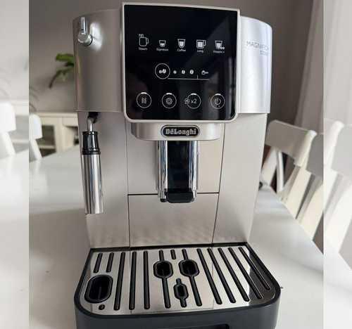 Кофемашина delonghi ecam 220.31