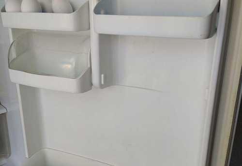 Полки/ящики из холодильника LG
