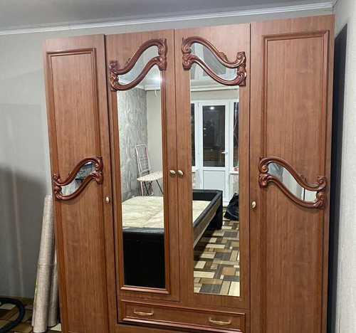 Шкаф (трельяж)