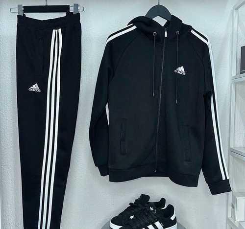 Костюм Adidas спортивный