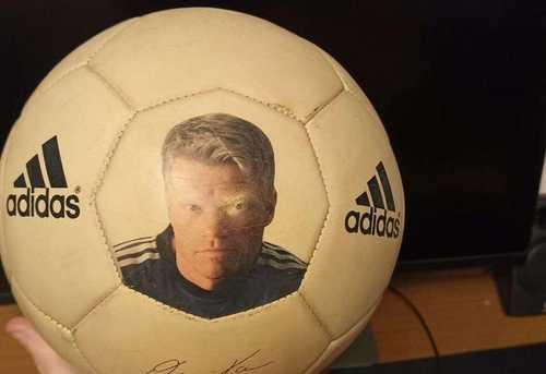 Футбольный мяч adidas Oliver Kahn