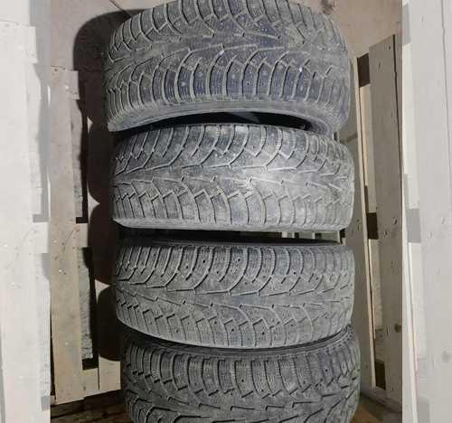 Nokian Tyres Hakkapeliitta 5 SUV 235/60 R18 107T