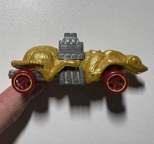 Hot wheels машина