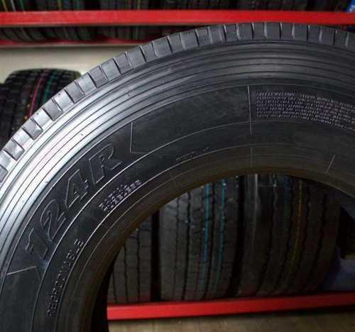 Грузовые шины 315 80 22.5 Рулевая резина