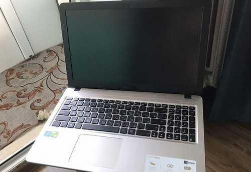 Ноутбук Asus R540N