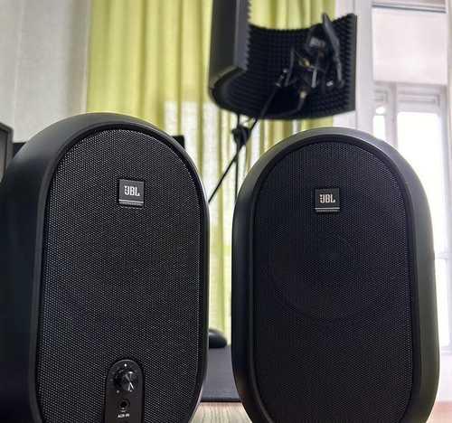 Студийные мониторы JBL 104