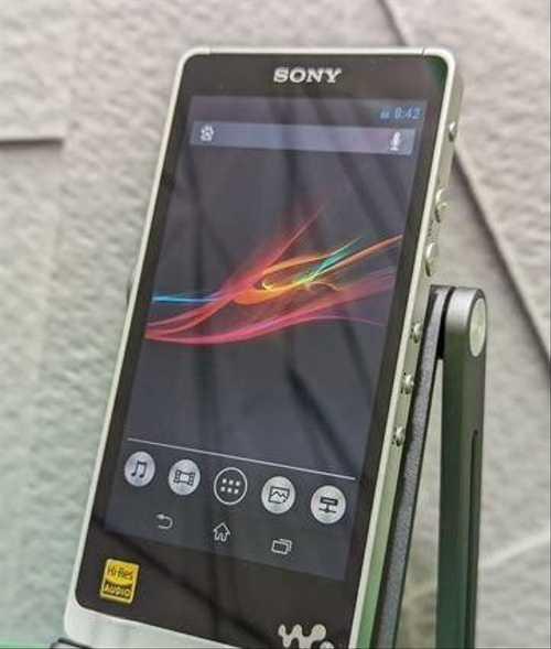 Sony Walkman Hi-Fi-плеер (NWZ-ZX1)