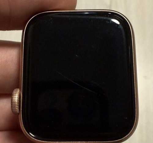 Apple watch se 40mm gold