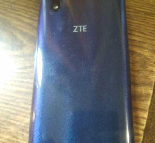 Продам телефон ZTE blade A3