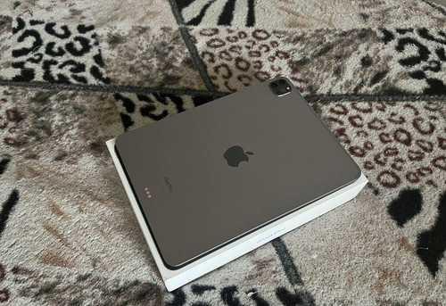 iPad Pro 11 2022 M2 (4) 256gb Wi-Fi + Cellular