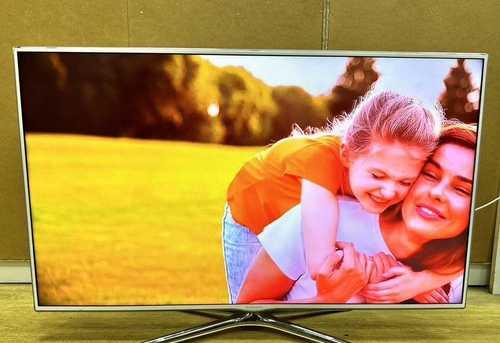 Телевизор 40" LED с цифрой Samsung белый