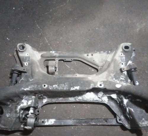 Передний подрамник citroen c5