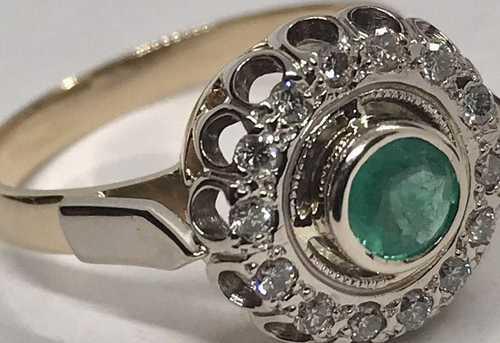 Золотое кольцо c изумрудом и бриллиантами