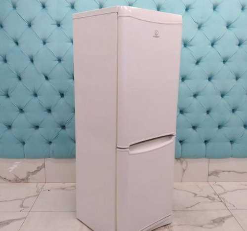 Холодильник бу Indesit
