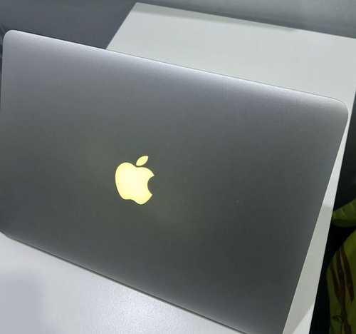 Macbook Pro 13 (Retuna 2015)