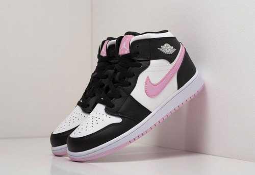 Кроссовки Nike Air Jordan 1 Mid цвет Белый