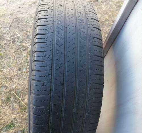 Michelin Latitude Tour 225/65 R17 T