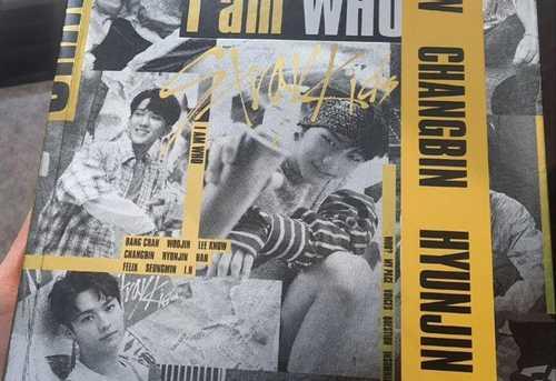Фотобук и диск Stray kids к альбому I am WHO