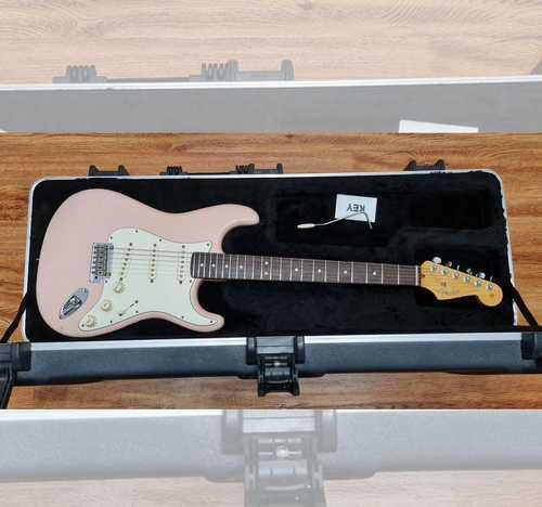 Fender FSR American Standard Strat Shell Pink 2013