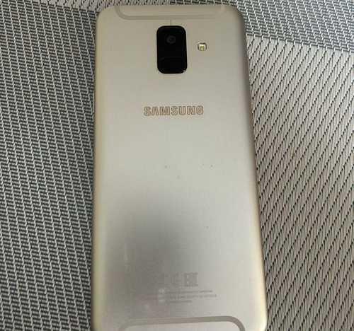 Samsung Galaxy A6, 4/32 ГБ