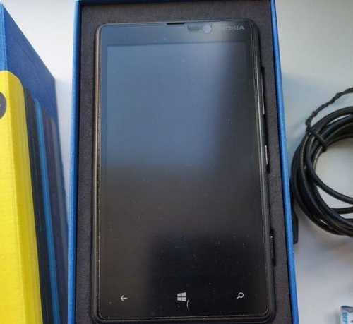 Мобильный телефон Nokia Lumia 820