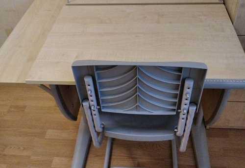 Письменный стол для школьника со стулом бу