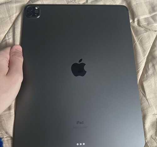 iPad pro 12.9-inch m1 256