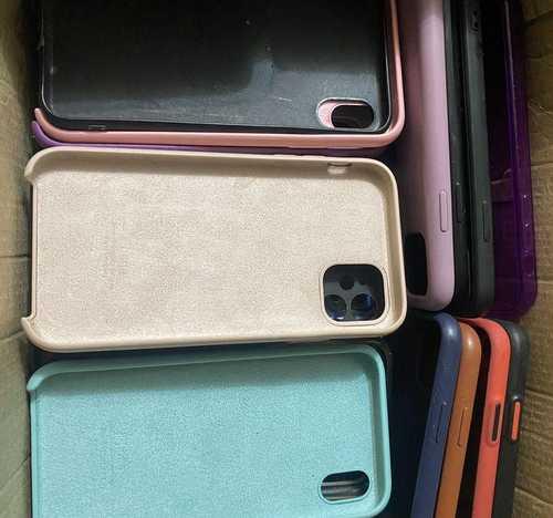 Чехлы на телефон iPhone 11
