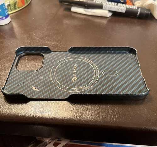 Чехол Pitaka iPhone 13