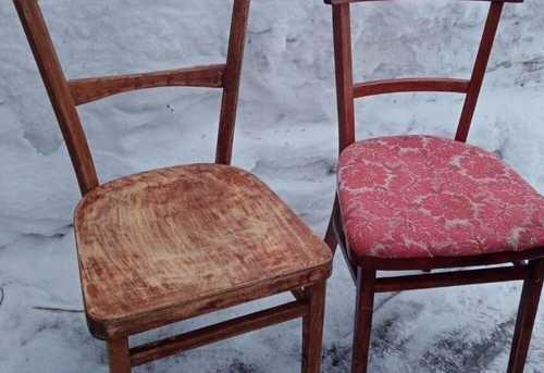 Пара советских стульев
