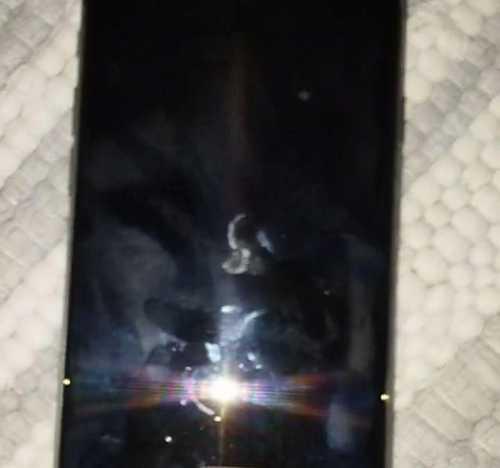iPhone 8, 64 ГБ