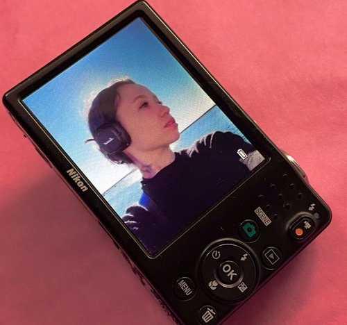 Nikon Coolpix винтажная мыльница фотоаппарат