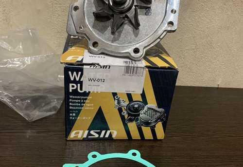 Помпа водяной насос дизель Aisin Volvo 31368179