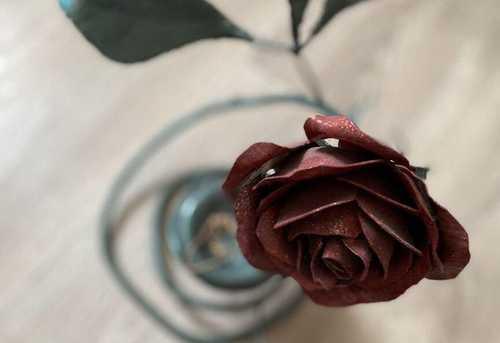 Кованная Роза -подставка