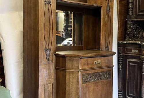 Антикварный буфет, шкаф.В Русском стиле. 19 век