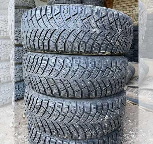 Michelin X-Ice North 4 185/65 R15 92T