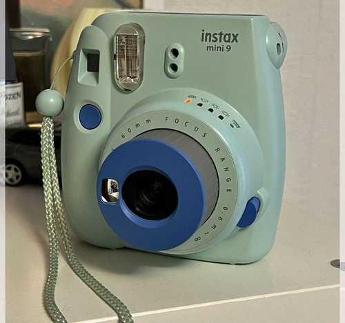 Фотоаппарат Fujifilm Instax Mini 9