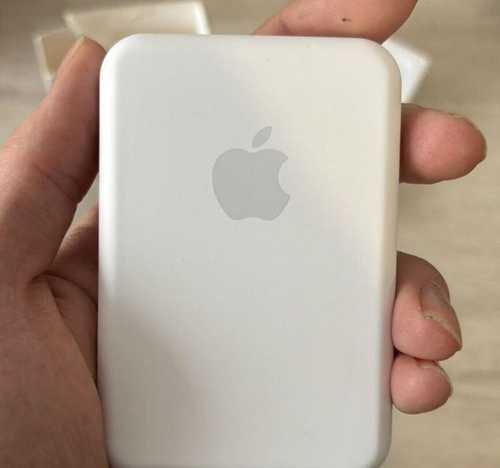 Повербанк для iPhone magsafe Battery Pack