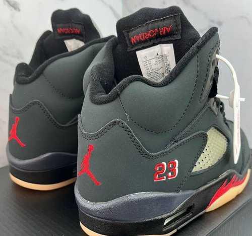 Nike Air Jordan 5 gore tex off noir