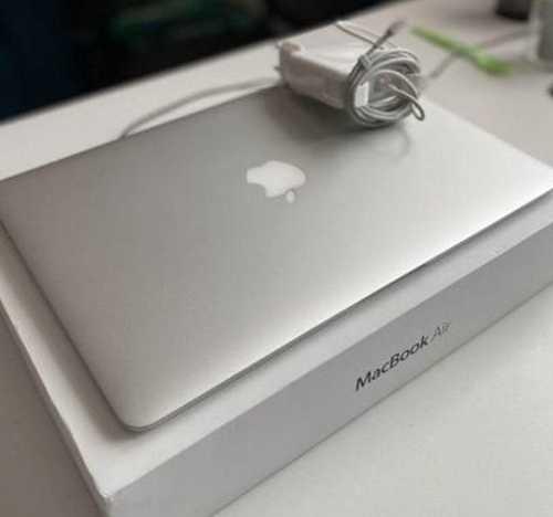 MacBook Air 13 (2013) Core i5, RAM 4гб, 128гб